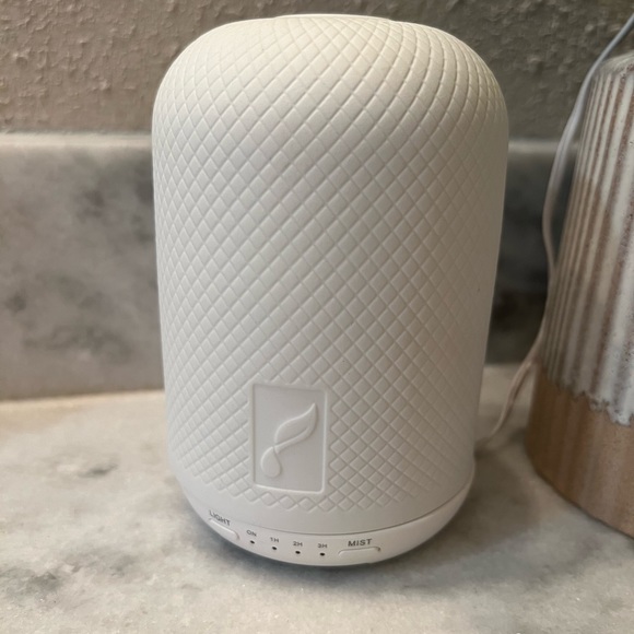 Other | Young Living Haven Diffuser | Poshmark